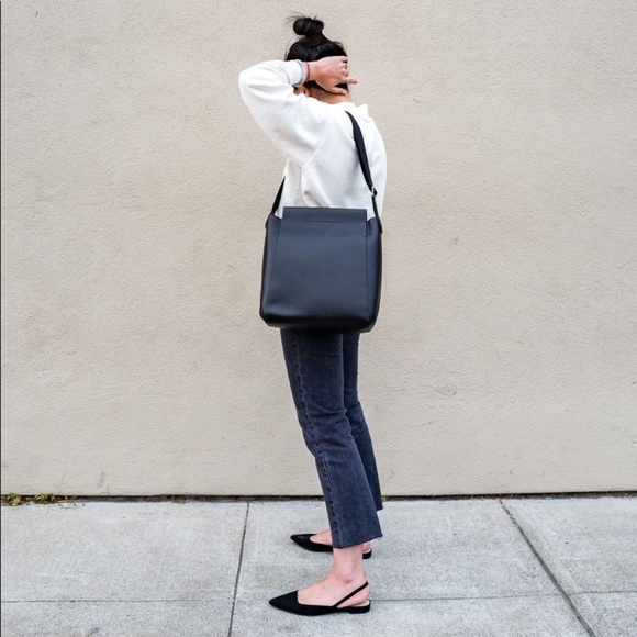Everlane | Bags | Nwt Everlane The Form Bag Black | Poshmark